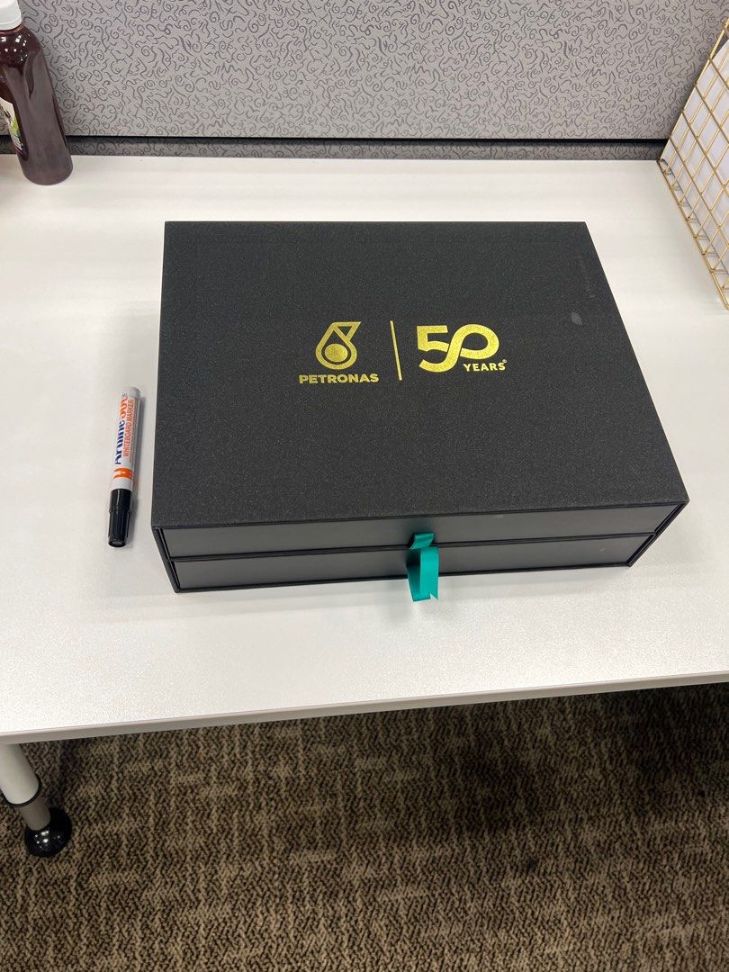 Petronas 50 Years Commemorative Gift Box with Exclusive Book, Hobbies ...