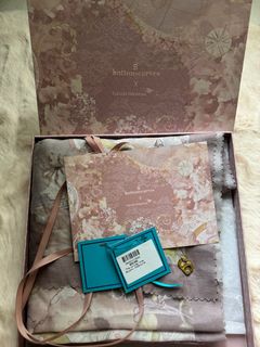 Journey scarves Dijual | Carousell Indonesia