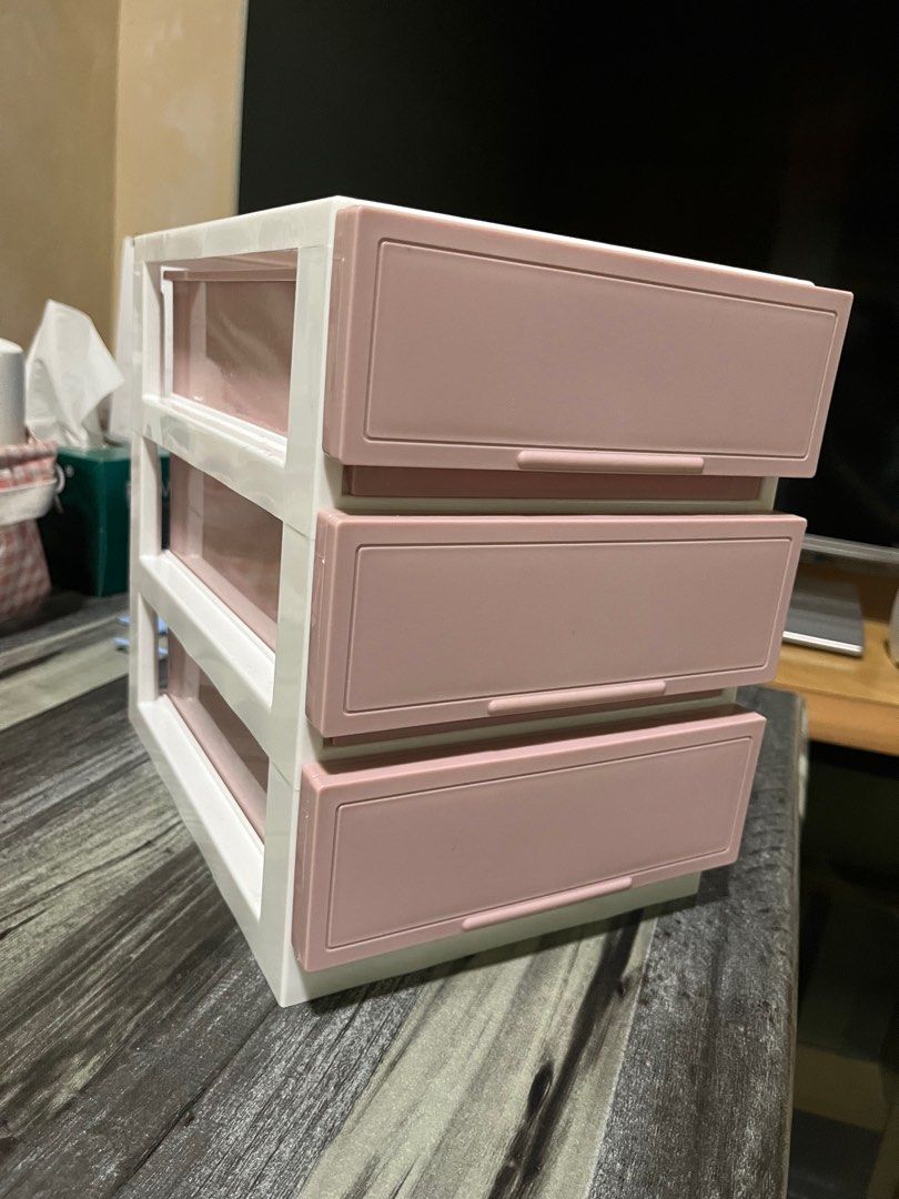 Preloved Mr DIY Chest of Drawers for Tabletop Table Small Size ...