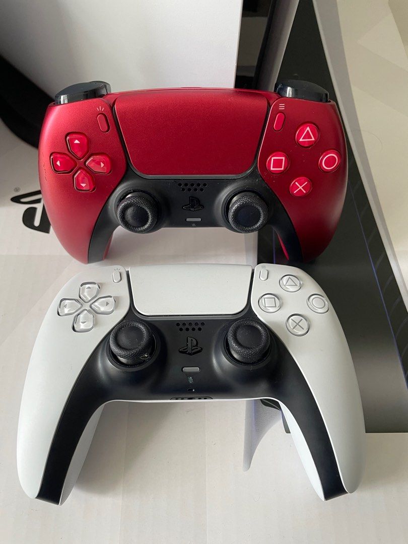 Ps5 disc version - 1st model. Free games & controller, Video Gaming ...