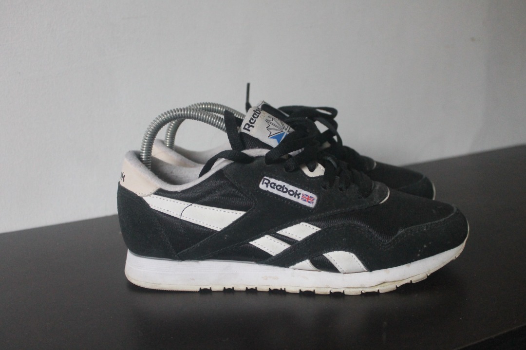 reebok classis nylon black white, Men's Fashion, Footwear, Sneakers on ...