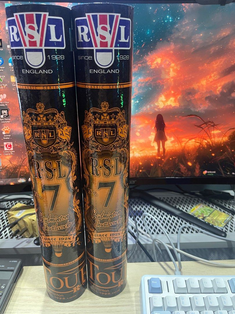 Rsl No.7 Shuttlecock ORIGINAL, Hobbies & Toys, Toys & Games on Carousell