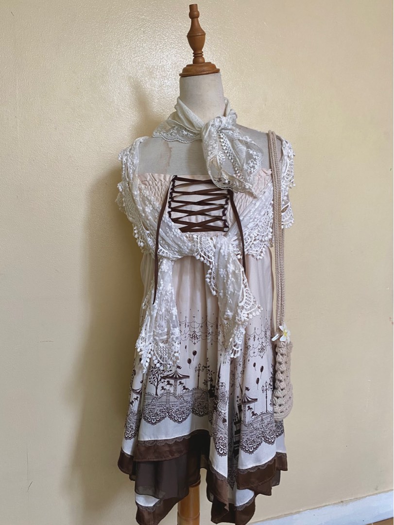 RUSH SALE French Pinnable Mannequin, Women's Fashion, Dresses & Sets ...