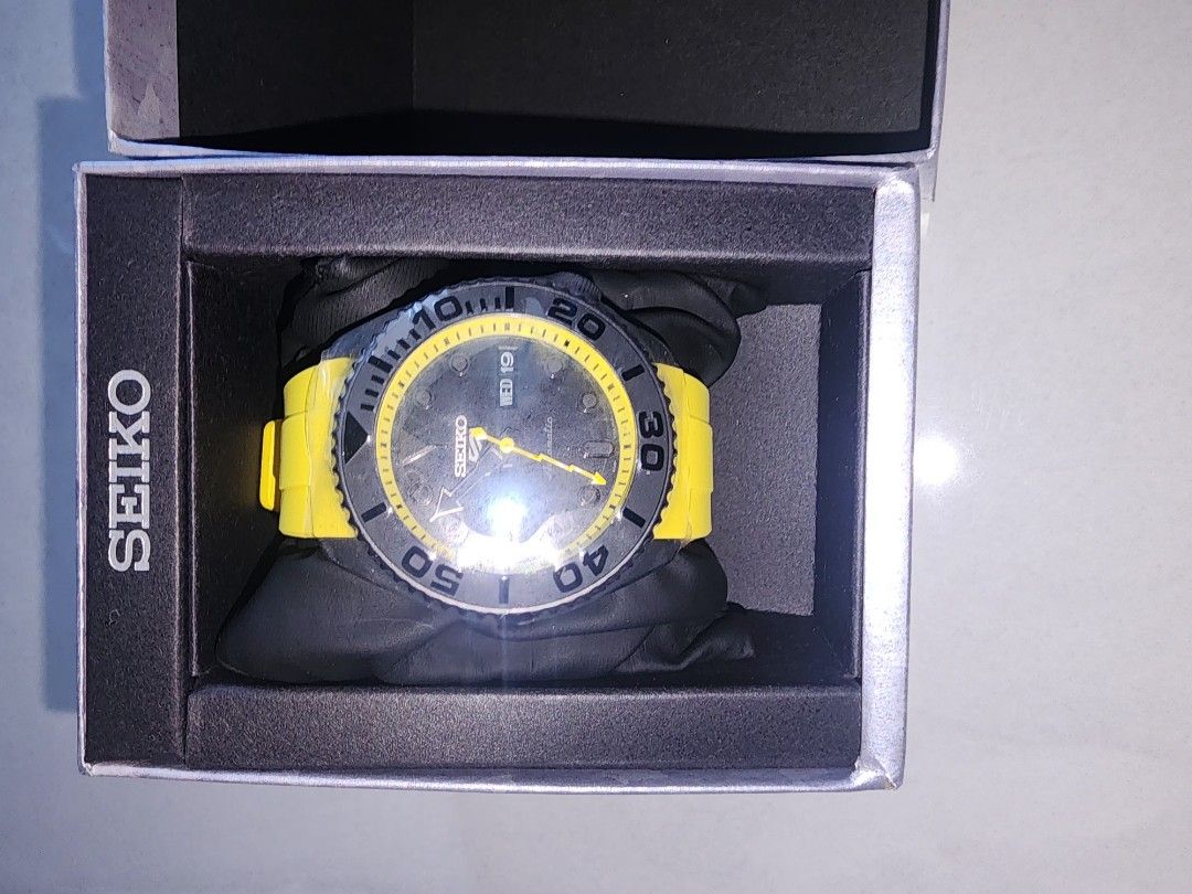 Seiko Mod Bumblebee, Men's Fashion, Watches & Accessories, Accessory ...