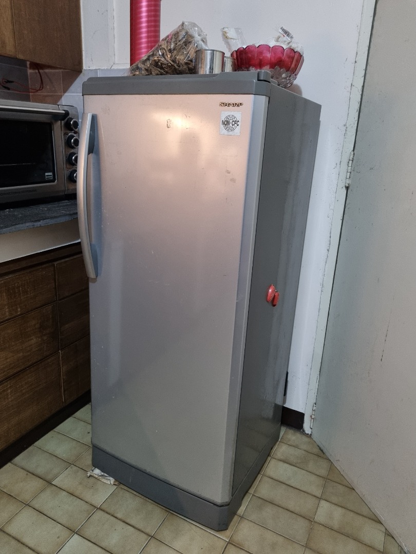 Sharp 6.4 cu ft Semi-Auto Manual Defrost Single Door Refrigerator Still ...