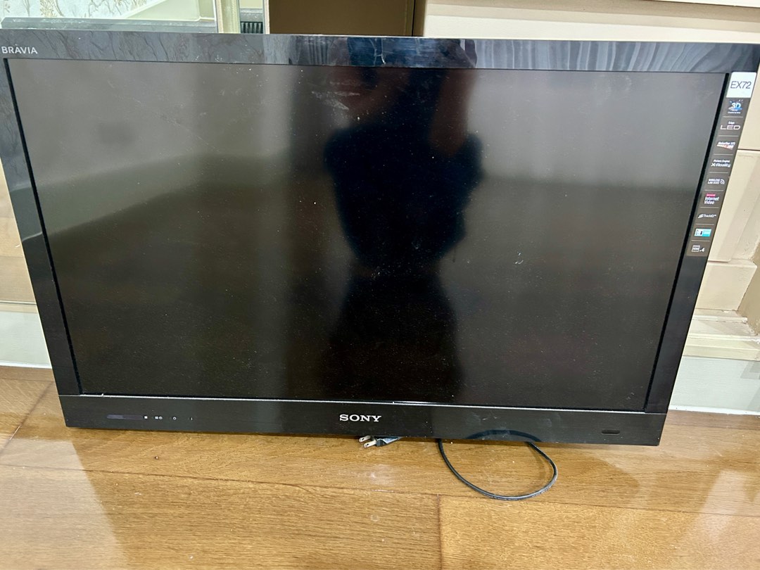 Sony Bravia 32in EX72 Smart HD TV, TV & Home Appliances, TV ...