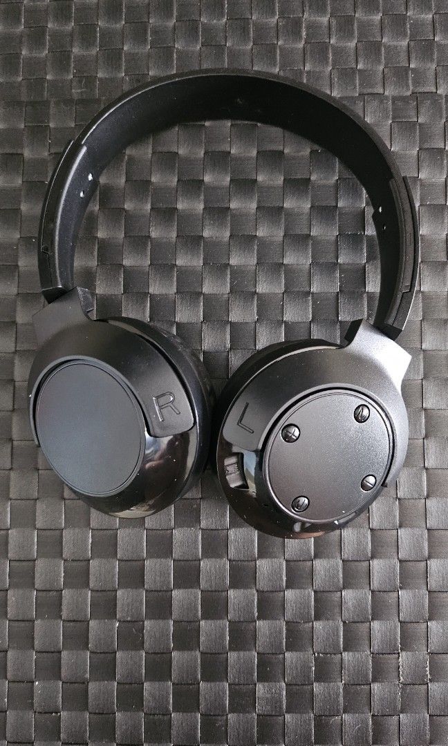 Wireless Pure Bass Headset, Audio, Headphones & Headsets on Carousell