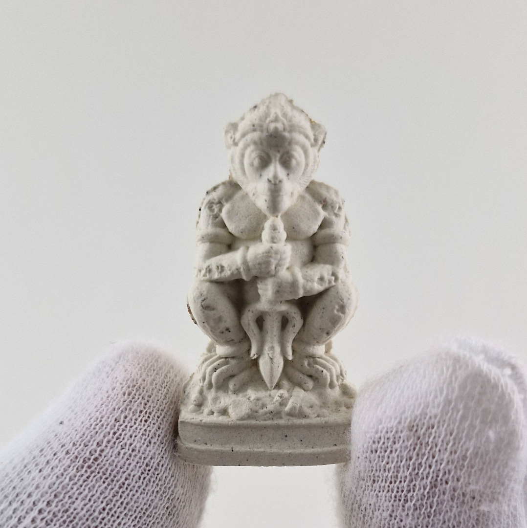 灵猴 Ling Phaya Wanon (Monkey King) Roop Lor by LP Anan. Carved from Mai ...