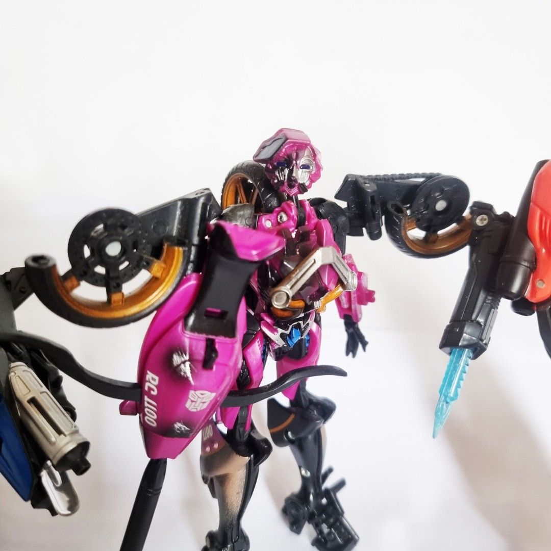 Arcee, Chromia, Arcee (alt) Fembots All 3 Set - Transformers Movie ...