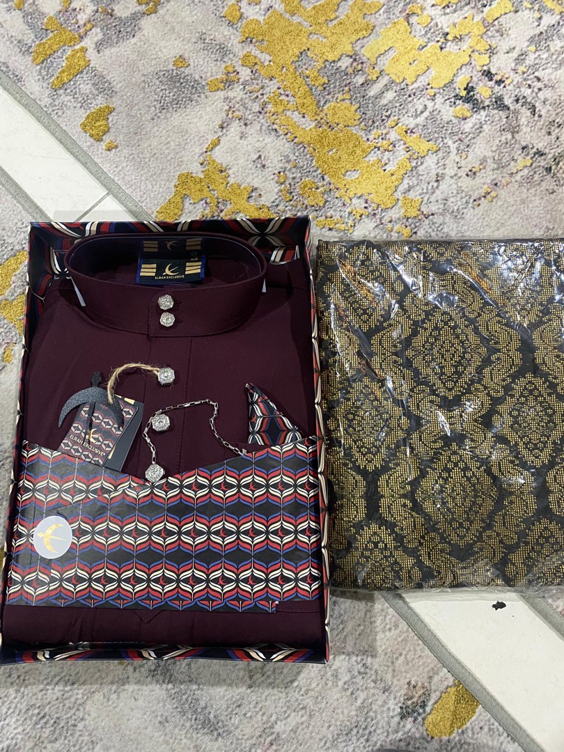 Baju Melayu Elrah Exclusive Burgundy, Men's Fashion, Muslim Wear, Baju ...