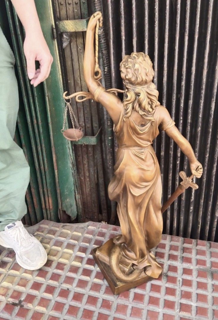 Brass huge lady justice statue display, Hobbies & Toys, Memorabilia ...