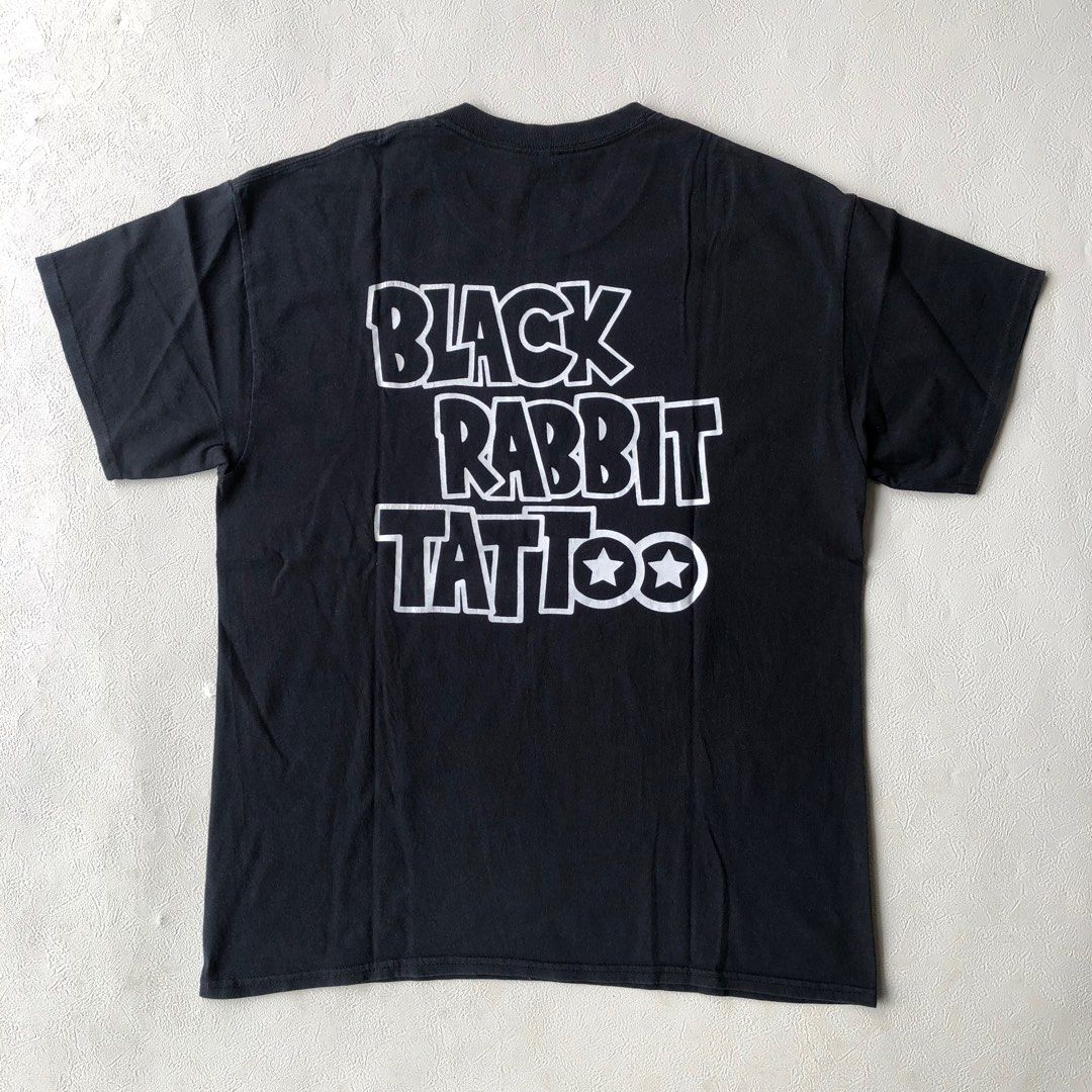 BUNNYMACHINE Black Rabbit Tattoo Artist BULMA Design Tee DRAGON BALL Z ...