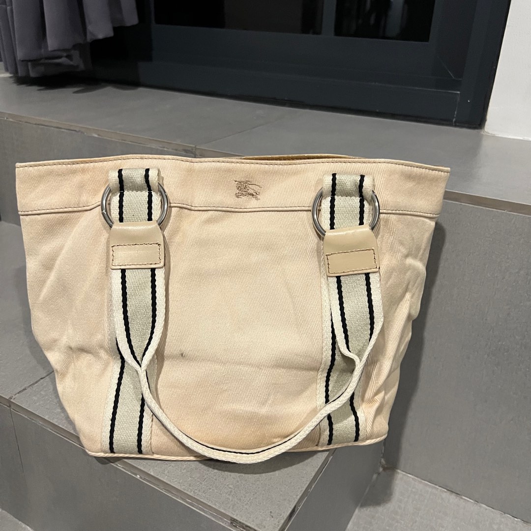 Burberry Blue Label Canvas Tote Bag, Fesyen Wanita, Tas & Dompet di ...