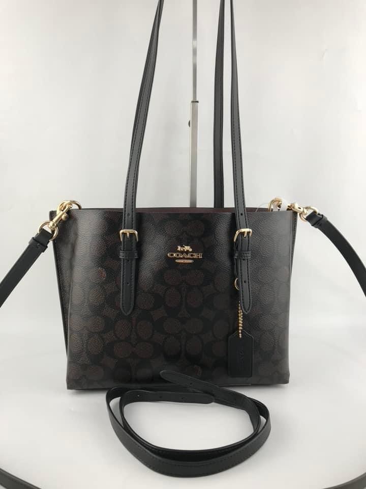 Coach Small Tote, Women's Fashion, Bags & Wallets, Tote Bags on Carousell