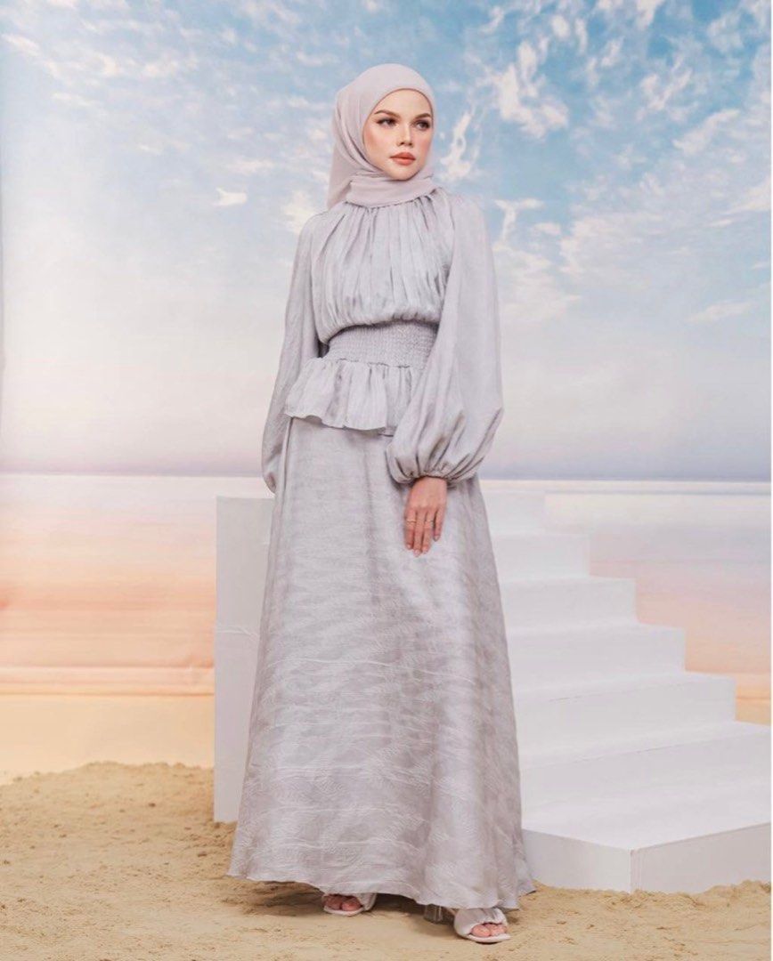 Dora Dress Hijabistahub Azuredzua Leeyanarahman Shawlpublika She Dazzle ...