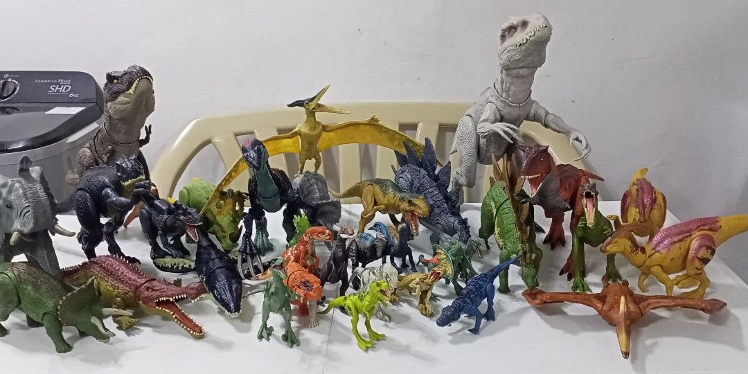 Jurassic Dinosaur Collectible, Hobbies & Toys, Toys & Games on Carousell