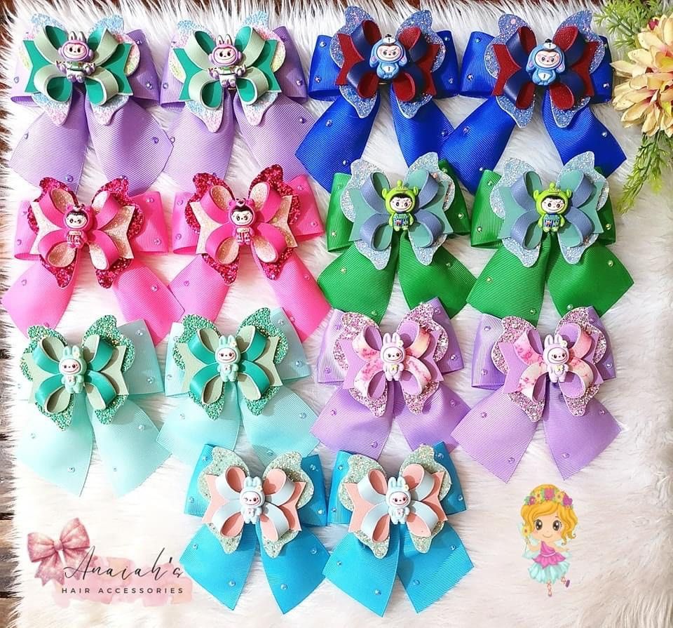 LABUBU BUTTERFLY BOWS, Women's Fashion, Watches & Accessories, Hair ...