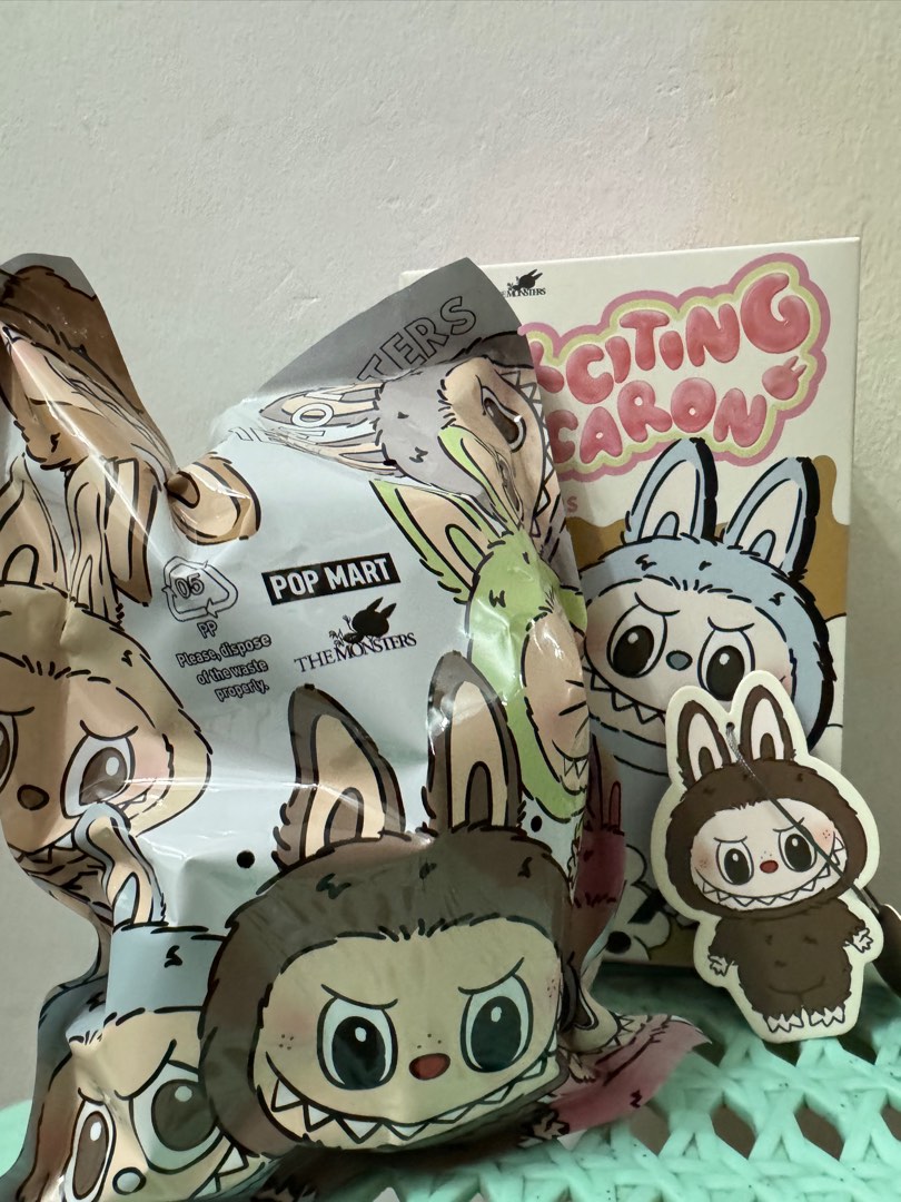 Labubu V1 Secret Chestnut Cocoa, Hobbies & Toys, Memorabilia ...