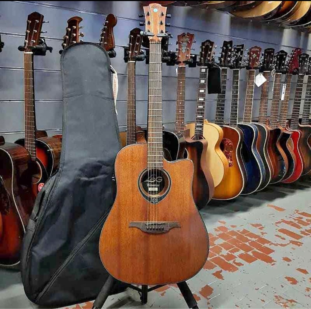 Lag Guitar (Solid Top), Hobbies & Toys, Music & Media, Musical ...