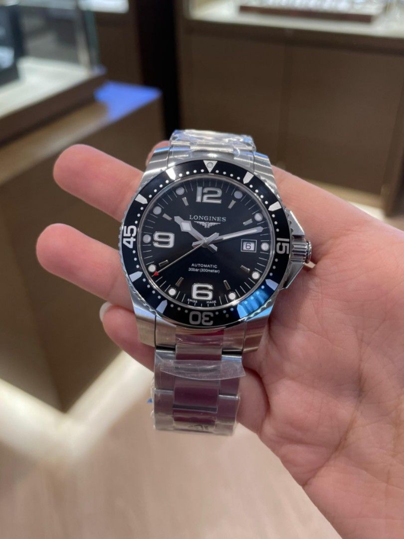Longines HydroConquest Black MB (41mm), Luxury, Watches on Carousell