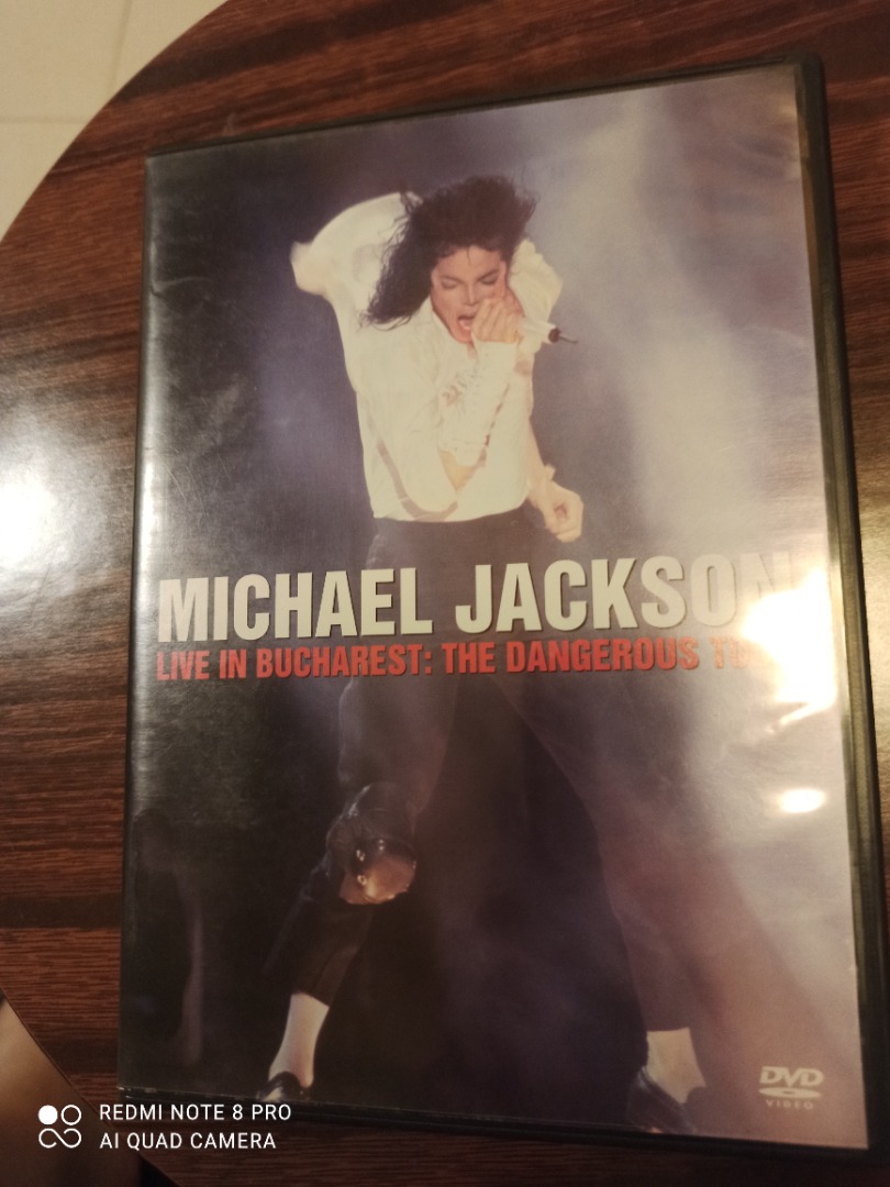 Michael Jackson live in Bucharest:the dangerous tour DVD, 興趣及遊戲, 音樂、樂器 & 配件, 音樂與媒體 - CD 及 DVD ...