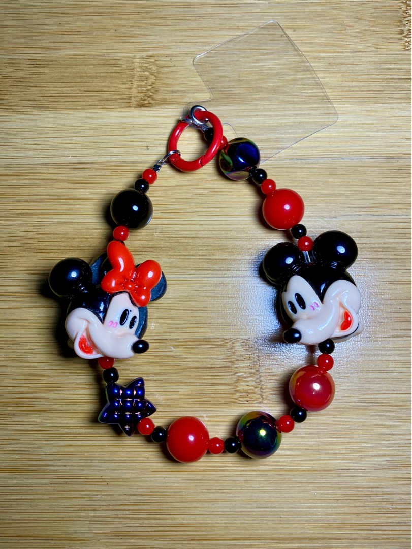 Mickey Mouse and Minnie Mouse Phone Chain, Mobile Phones & Gadgets ...