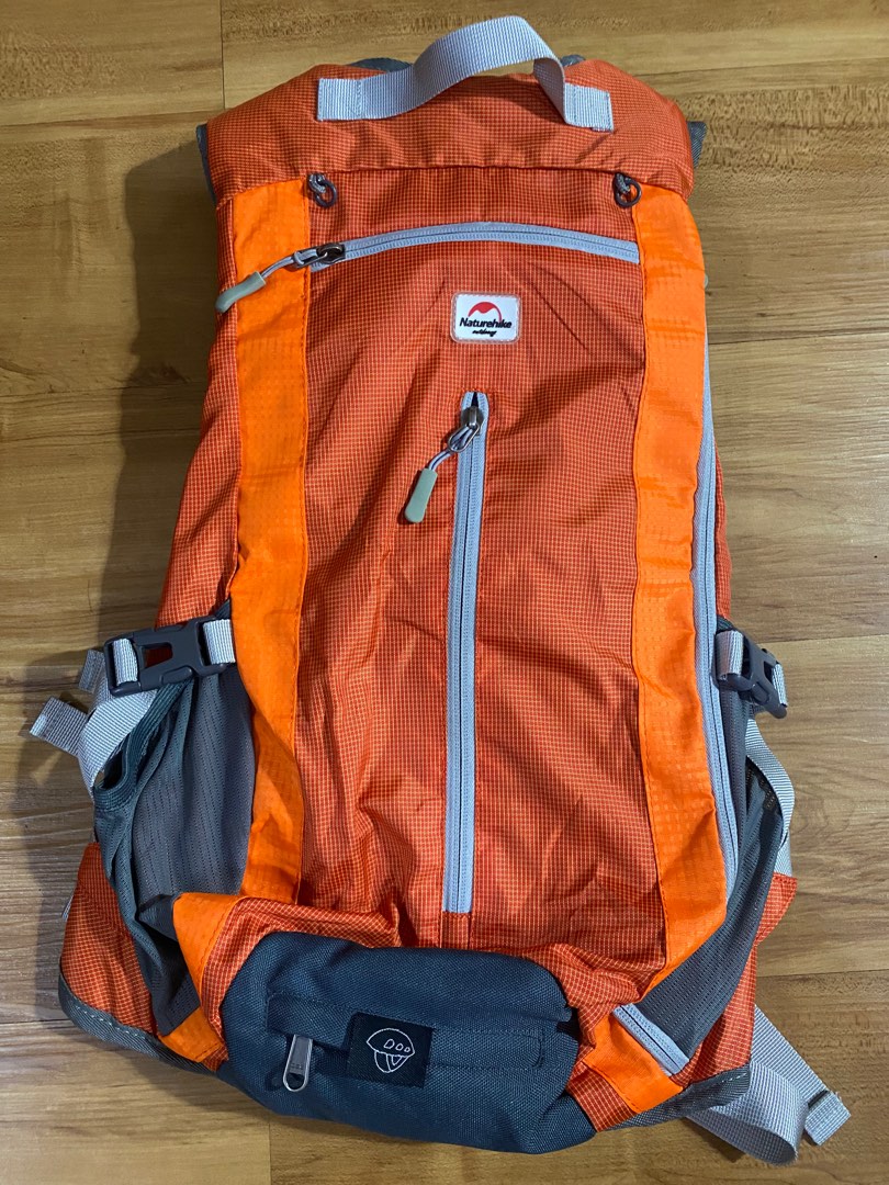 Naturehike hydration/daypack, Men's Fashion, Bags, Backpacks on Carousell