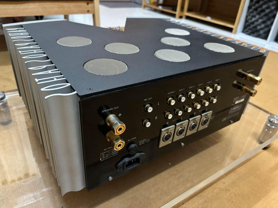 Pathos Italy Tube Pure Class A Hybrid Solid State Logos MK2 Integrated ...