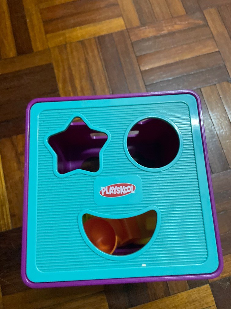 [PLAYSKOOL] SHAPE SORTER Form Fitter 18M+ Matching Activity Cube Toy 8 ...