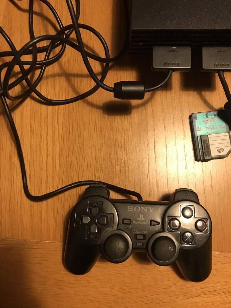 Sony Playstation 2 PS2 used set, Video Gaming, Video Game Consoles ...