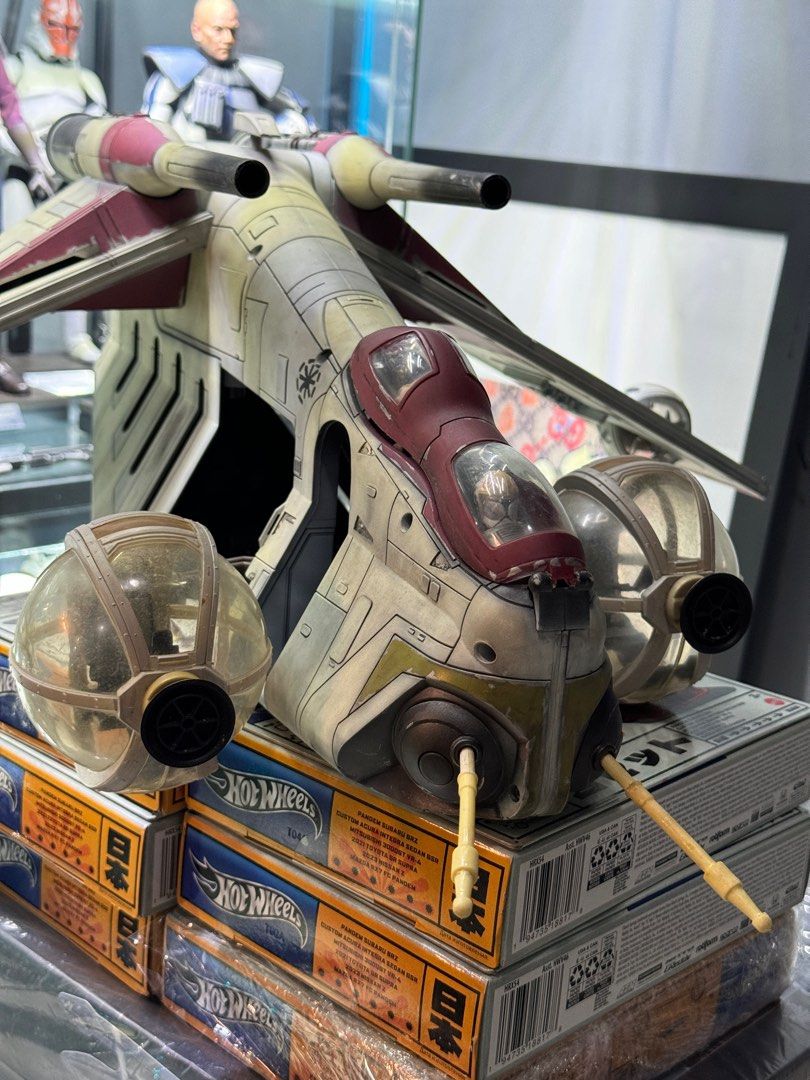 Star wars clone republic gunship (weathered to realistic look), Hobbies ...