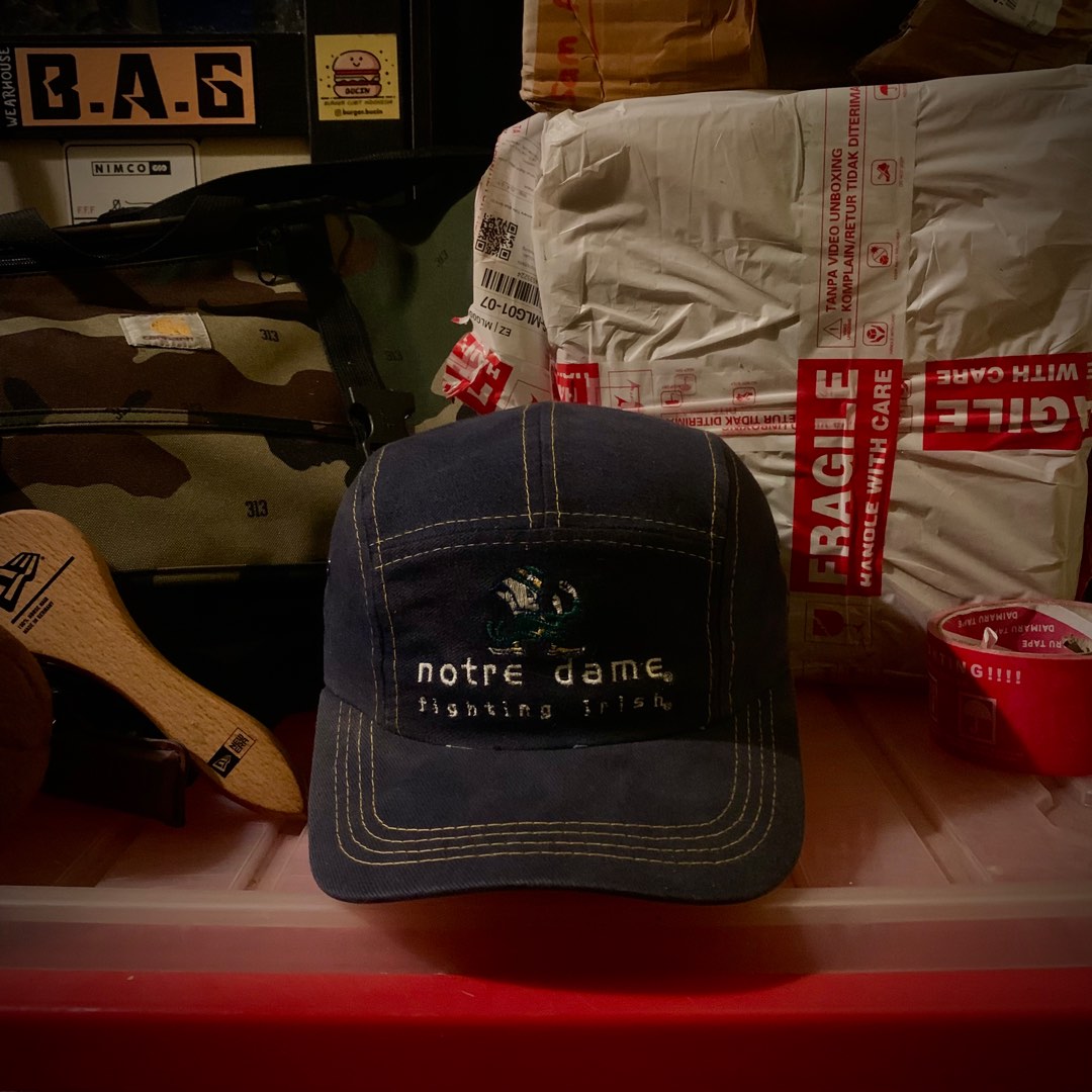 Topi Vintage 90's 5 Panel Notre Dame Irish Fighting Wool Material ...