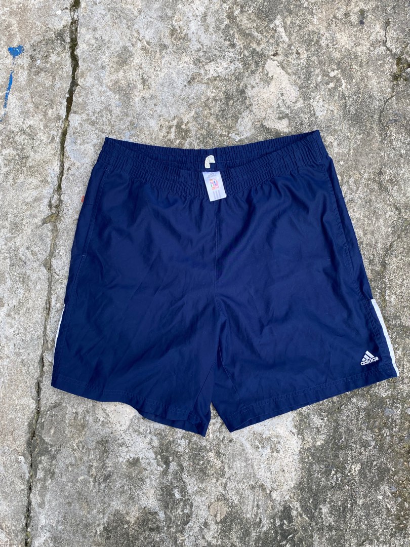 Vintage adidas short, Men's Fashion, Bottoms, Shorts on Carousell
