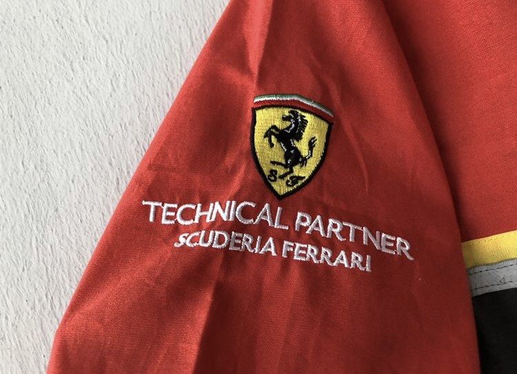 Vintage Ferrari Shell Formula 1 kemeja F1 Racing Shirt, Men's Fashion ...