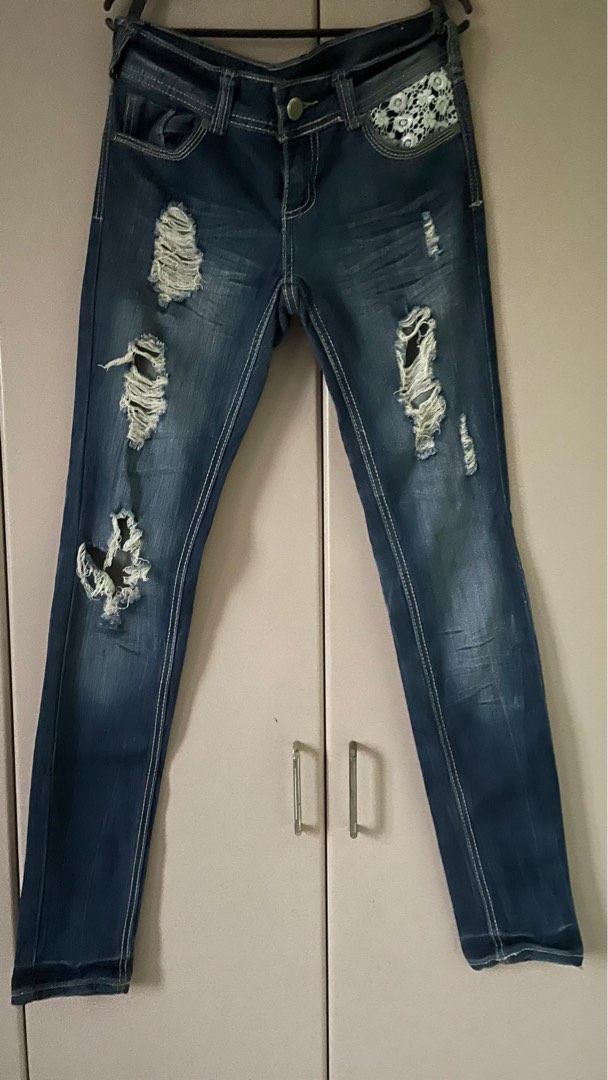 VIP Skinny Ripped Jeans, Women's Fashion, Bottoms, Jeans on Carousell