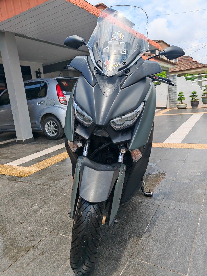 Yamaha xmax, Motorbikes on Carousell