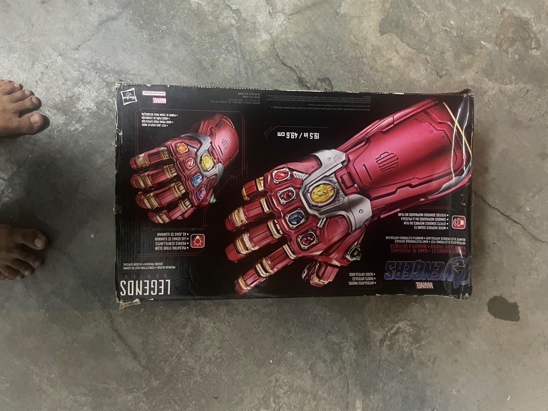 AVENGERS ENGAME NANO GAUNTLET, Hobbies & Toys, Toys & Games on Carousell