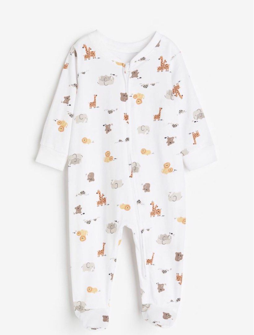 Baby Sleepsuit with full feet, Babies & Kids, Babies & Kids Fashion on ...