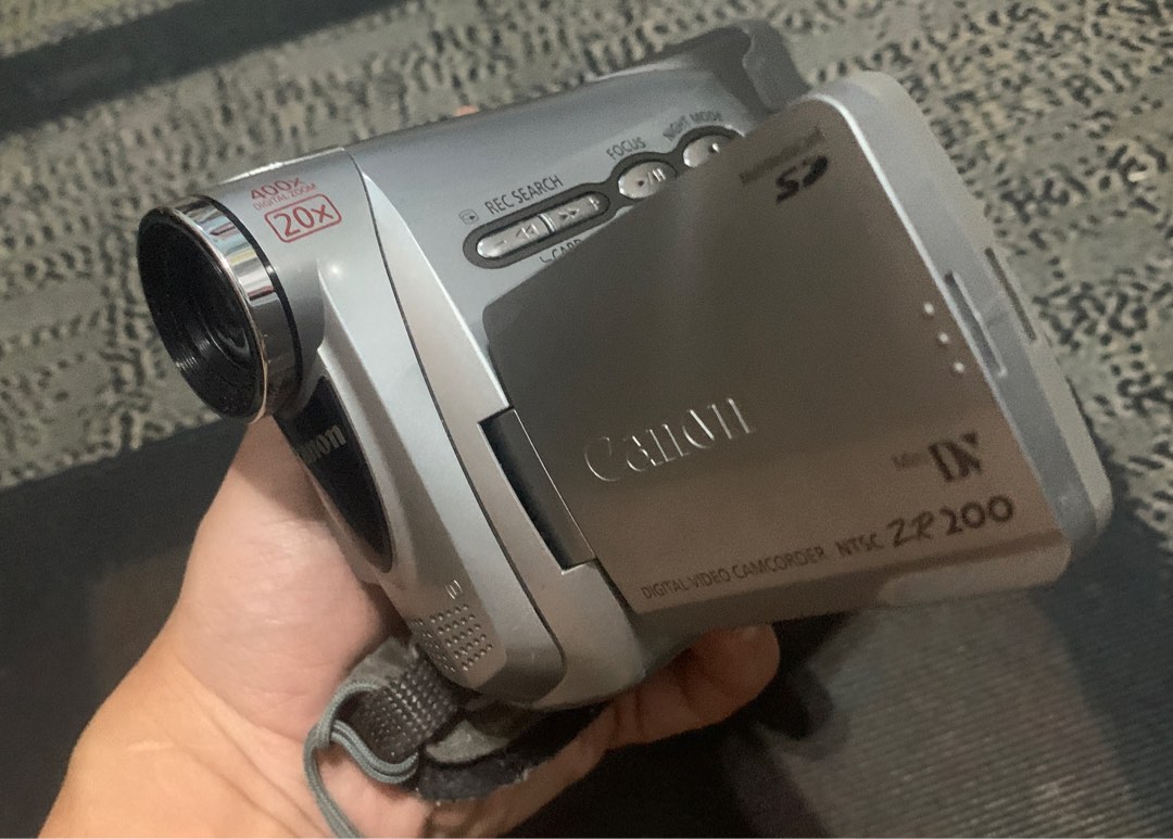 Canon MiniDv HandyCam, Photography, Video Cameras on Carousell