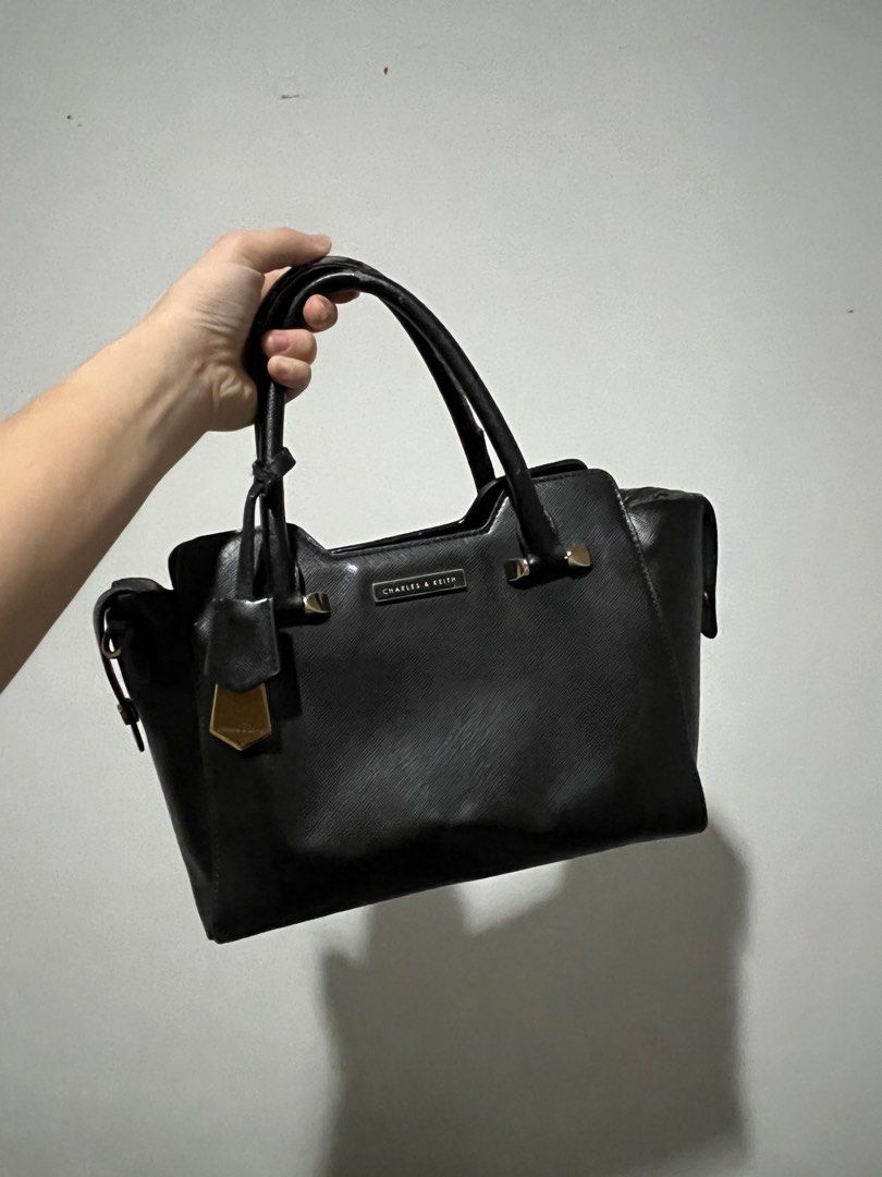 Charles & Keith Ori Tas Hitam Wanita CK Kapasitas Besar, Antik, Lainnya ...