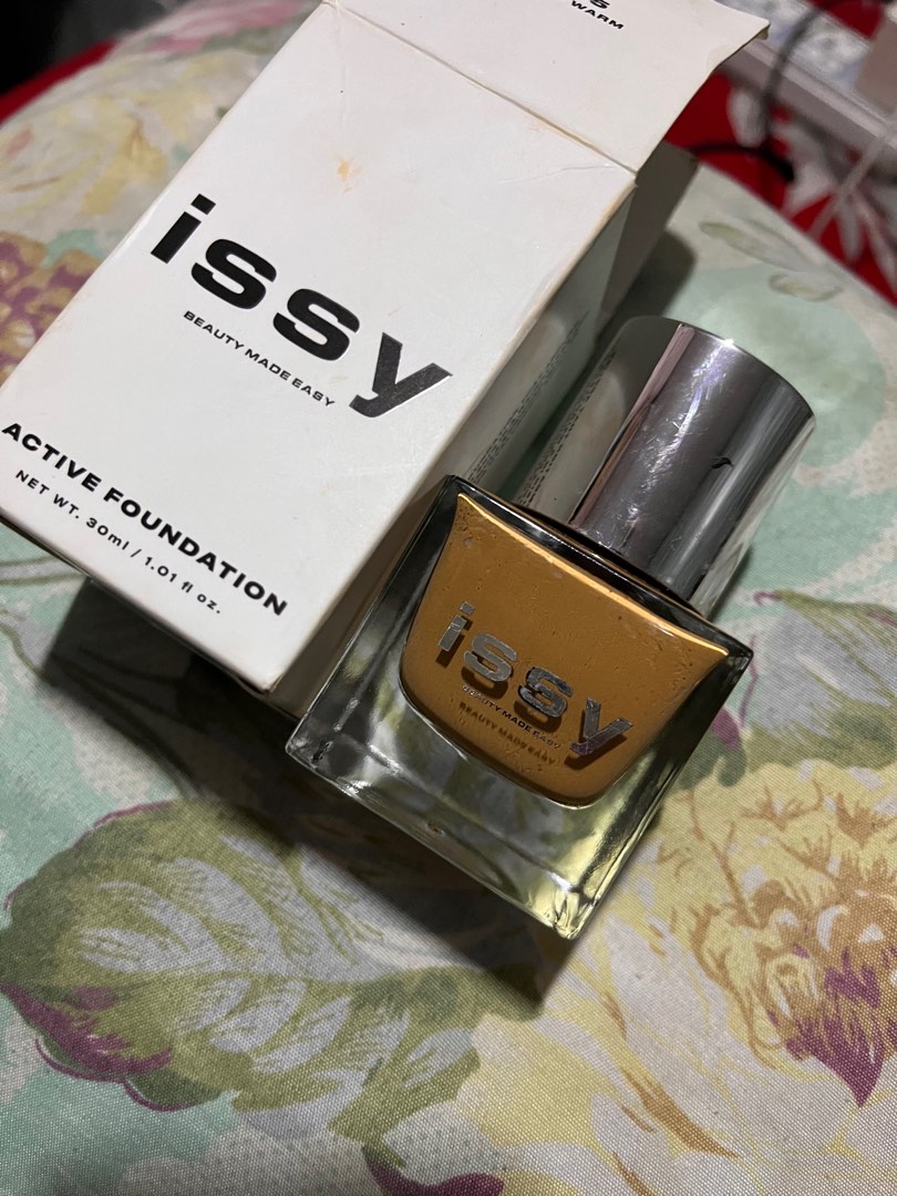 Issy active foundation, Beauty & Personal Care, Face, Makeup on Carousell
