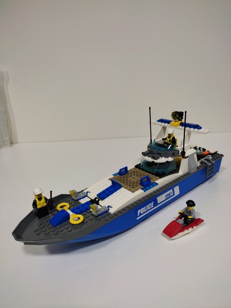 Lego 7287 Police Boat, Hobbies & Toys, Toys & Games on Carousell