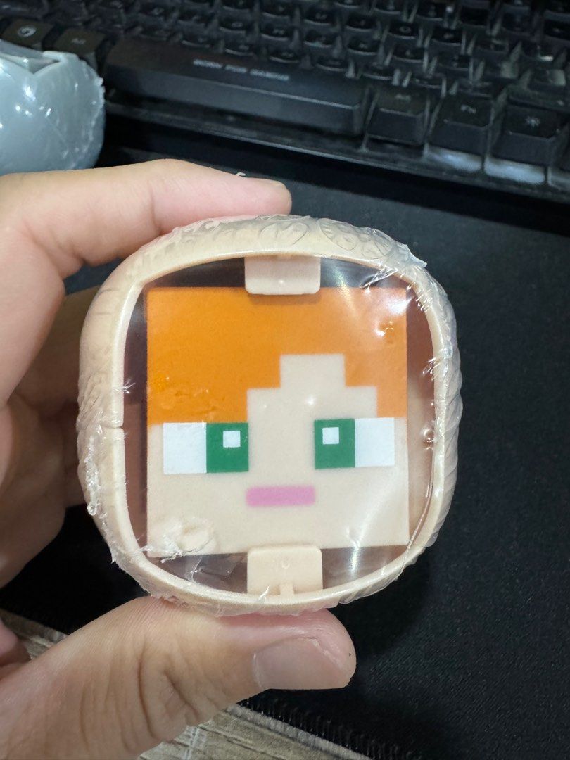 MINECRAFT Gashapon MINECRAFT, Hobbies & Toys, Toys & Games on Carousell