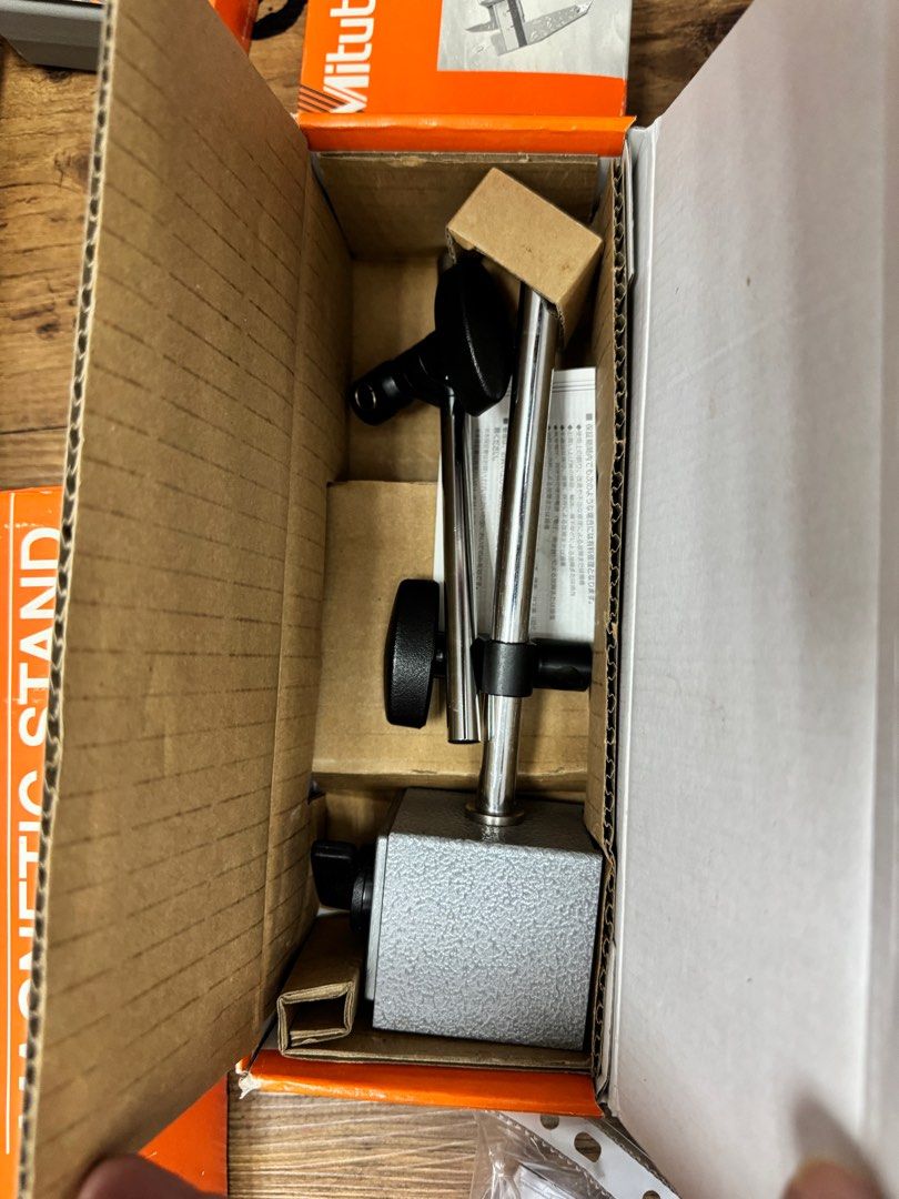 Mitutoyo - digimatic micrometer / magnetic stand, Furniture & Home ...