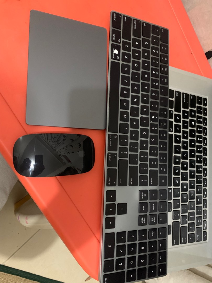 Original Apple keyboard, mouse and trackpad, Computers & Tech, Parts ...