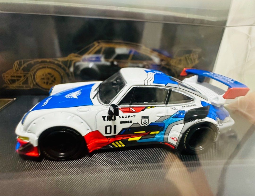 PORSCHE 964 RWB GUNDAM / PORSCHE RWB 930 GT WING WHITE 667 LIVERY ...