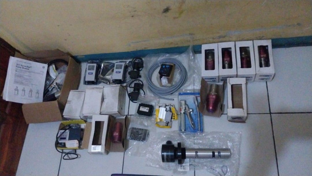 Solenoid Valve, skf, liebherr, Lincoln, pneumatic, Barang Yang Dicari ...