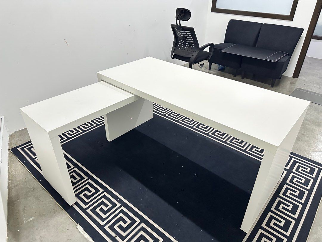 Table officers / MALM Desk with pull-out panel, white, 151x65 cm ...