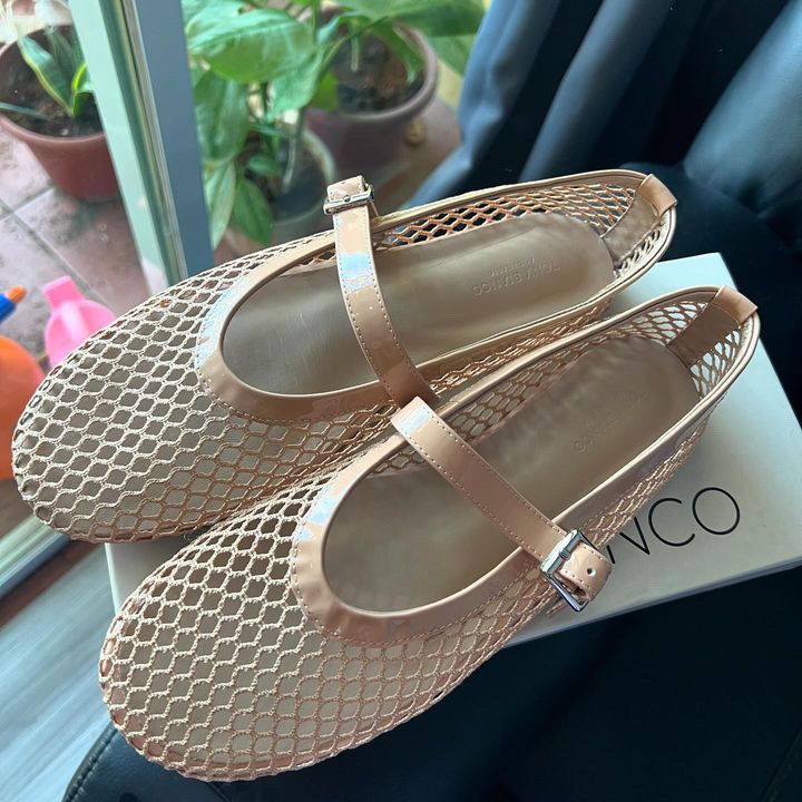 Toni Bianco Mia Flats, Women's Fashion, Footwear, Flats & Sandals on ...