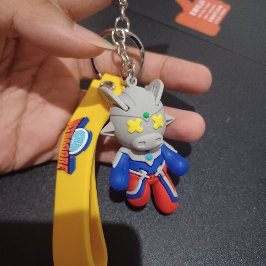 Ultracore ultraman zero susu ultra keychain, Toys & Collectibles ...